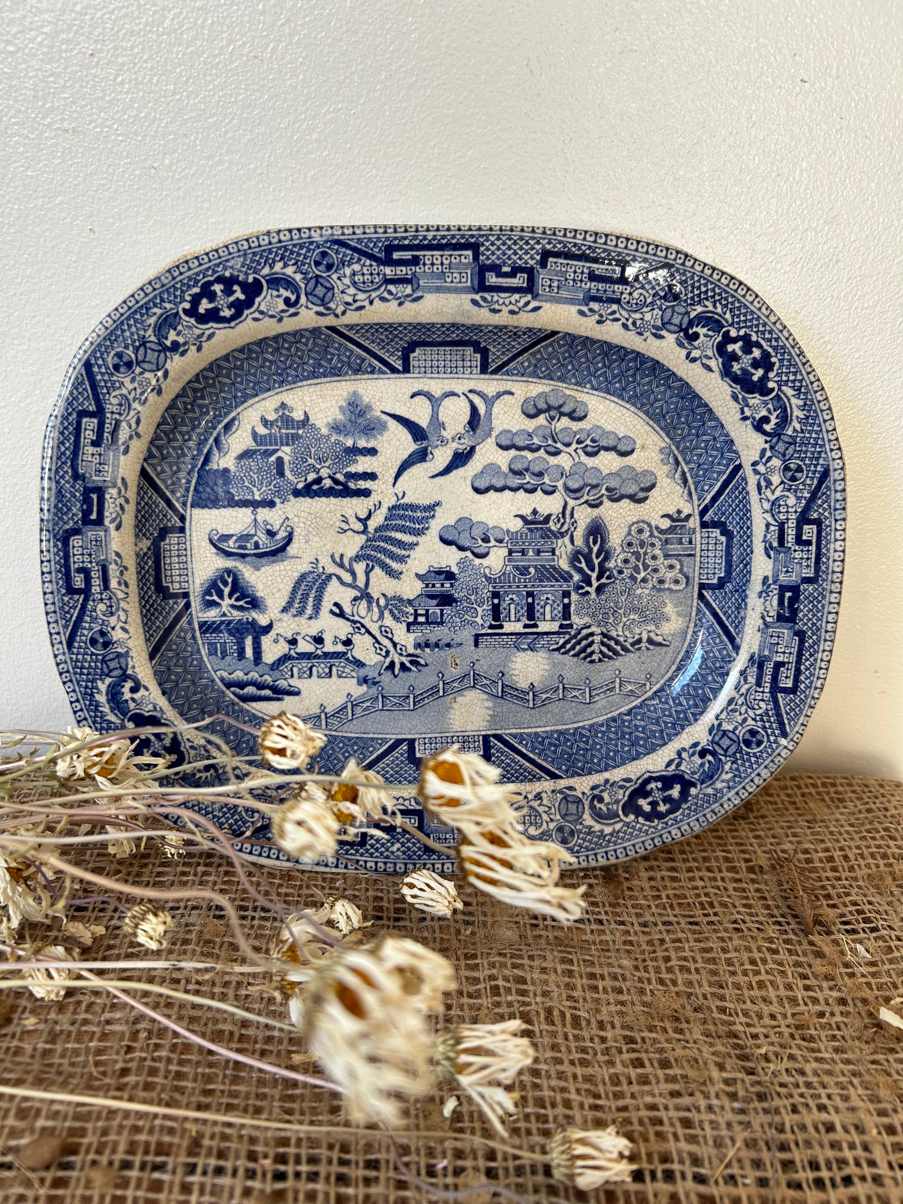 Small Vintage Willow Pattern Platter – Vintage At The Vicarage